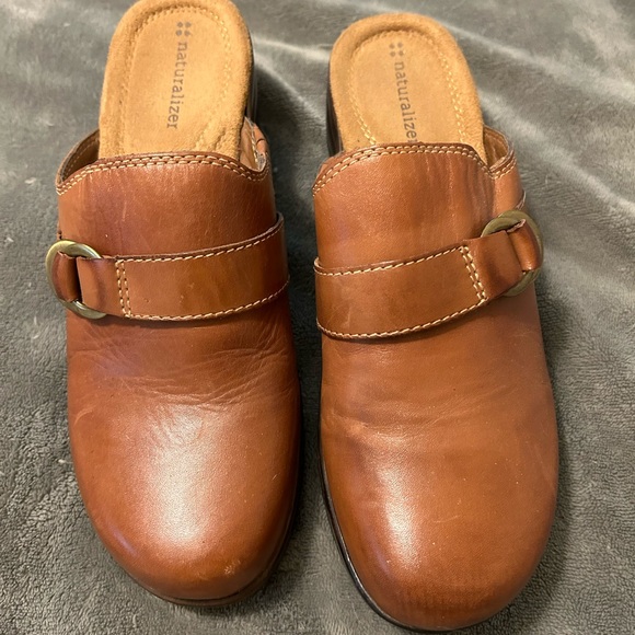 Naturalizer | Shoes | Naturalizer Leather Clogs | Poshmark